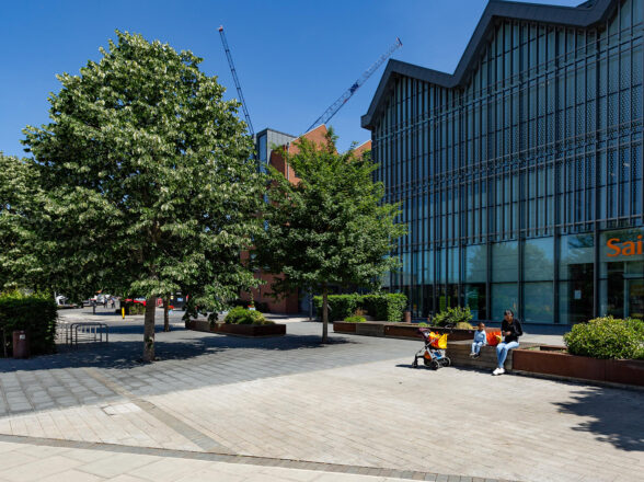 Fulham Wharf, London - GreenBlue Urban
