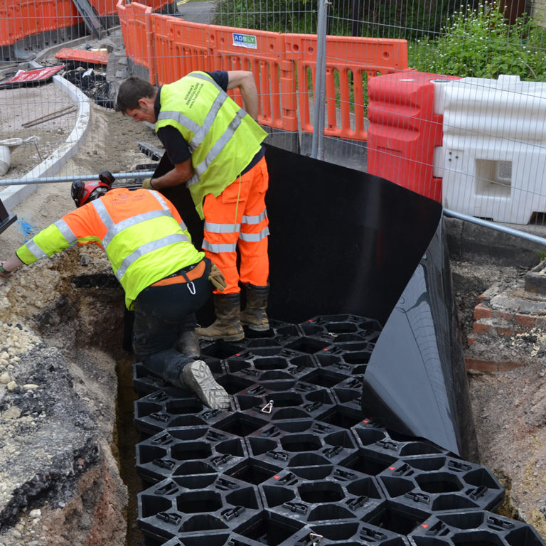 Root Management | Root Barrier | Root Directors | GreenBlue Urban