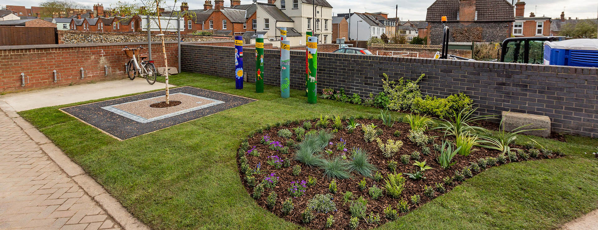 Making SuDS Fun in Schools - GreenBlue Urban